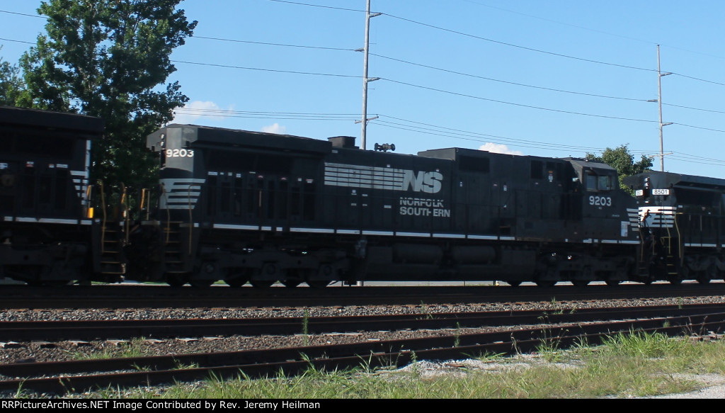 NS 9203 (1)